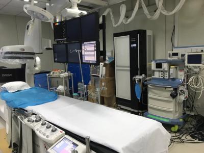 China HEPA Filter Net UVC Lights Air Sterilization Machine for sale