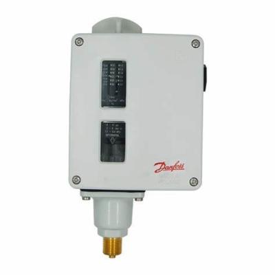 China RT117 017-529566 Danfoss Pressure Switch RT117 017-529566 for sale