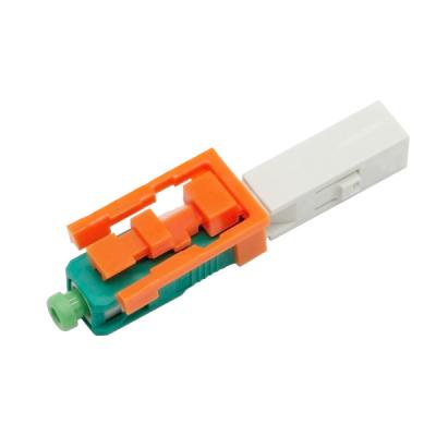 China SC / APC Fast Connect Fiber Connectors For FTTH Butterfly 3.0mmx2.0mm Drop Cable for sale