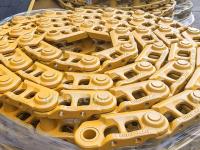 China Hyundai Excavator R130 Track Link Chain Yellow Color for sale