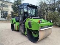 China 10 Ton Hydraulic Double Drum Vibratory Road Roller LTC210 for Sale for sale