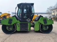 China 10 Ton Hydraulic Double Drum Vibratory Road Roller LTC210 for Sale for sale