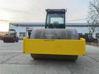 China 16 Ton Hydraulic Double Drive Vibratory Road Roller with Cum-mins Engine for sale