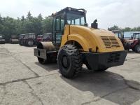 China 10 Ton LTS210H Hydraulic Drive Single Drum Road Roller with Cum-mins Engine for sale