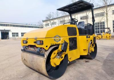 China 6 Ton Vibratory Road Roller LTC206 Hydraulic Double Drum Sale to Malaysia for sale