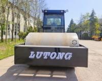 China 14Ton Hydraulic Drive Single Drum Vibratory Roller LTS214H With 110KW Cum-mins Engine for sale