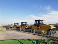 China 30 Ton LTP30H 125kw Pneumatic Road Roller With Cum-mins Engine Tier 2 for sale