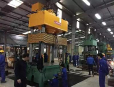 China And Precise Hydraulic Press Machine For Stretching Large-Area Metal Parts for sale