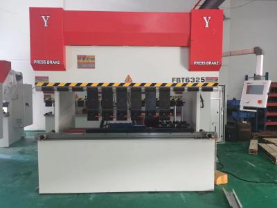 China Efficient Accurate 63T Sturdy Durable Stainless Steel Sheet Metal Bending Machine for sale