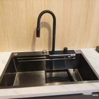 China DeepMax Pro 10-inch Extra-Deep Basin Stainless Steel Kitchen Sink with Sound-Dampening Pads and Anti-Condensation Coating for sale