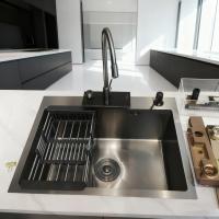 China Artisan-Crafted 304 Stainless Steel Single Kitchen Sink - Hand-Polished Brushed Finish for sale