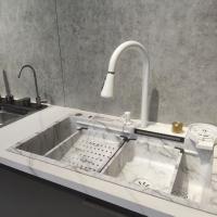 China Handmade Stainless Steel Kitchen Sink with Removable Layered Filtration and Food Grade 304/316 Material for sale