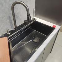 China Handmade Stainless Steel Kitchen Sink with R10 Round Corner and 304/316 Food Grade Material for sale