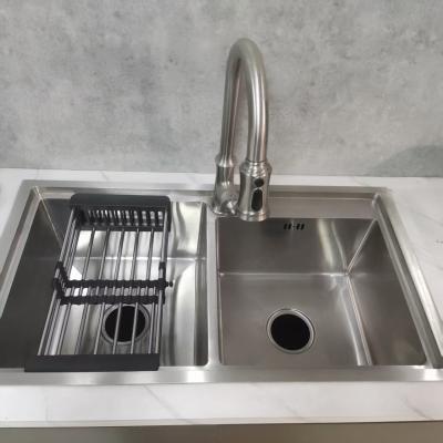 China Handmade Stainless Steel Kitchen Sink with Food Grade 304/316 Material and Cleaning-Cutting-Draining Integrated Design for sale