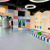 China Relle Anti-Slip & Sound-Absorbing Rubber Flooring for Museum Exhibition Areas for sale