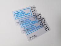 China Transparent Plastic Business Cards Silkscreen Printing Size 85.6*54mm for sale