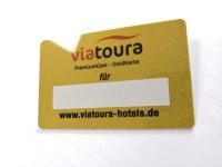 China Standard Size PVC Membership VIP Card With Silkscreen Gold Metallic Finish for sale