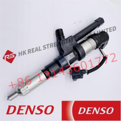 China DENSO Common Rail Diesel Fuel Injector Assy 095000-0812 23910-1231 23910-1231C FOR K13C 700 ENGINE for sale