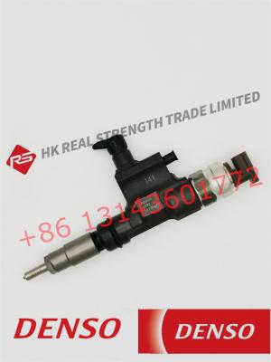 China 095000-5332 Common rail diesel fuel injector 23670-E0150 23670-E0151 For HINO NO4C for sale