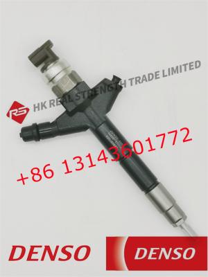 China Genuine common rail fuel injector 295050-0300 for NISSAN 16600-5X000 16600-5X00A for sale