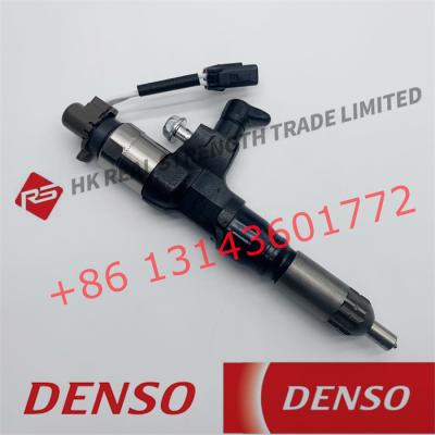 China Genuine Denso fuel injector 095000-6950 095000-6951 for HINO J05D 23670-E0330 for sale