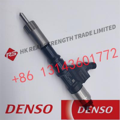 China Diesel Fuel Injector 095000-6700 0950006700 For SINOTRUK HOWO VG61540080017A for sale