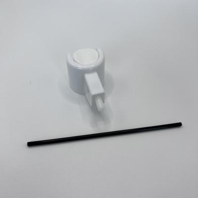 China Aerosol Spray Actuator with Extension Tube Ideal for Lubricants and Cleaners Sprays for sale
