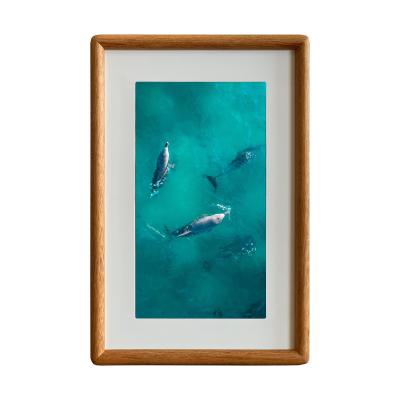 China 7 Inch Wooden Frame Digital Photo Frame HD LCD Display Built In Battery Bluetooth APP Control for sale