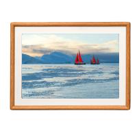 China 10.1 Inch Smart Wooden Digital Photo Frame HD LCD Screen Built In Battery APP Bluetooth for sale