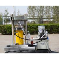 China Manual Hydraulic Oil Seed Press 210KG depend model on Energy Saving Advantage for Cocoa Butter Oil Press Machine for sale