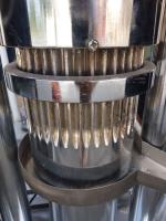 China Oil Production Line Essential 10kg Per Batch Hydraulic Cocoa Liquor Butter Press Expeller Walnut Oil Extraction Machine for sale