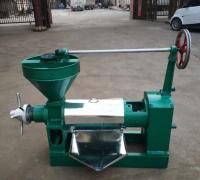 China Farms Sunflower Oil Making Machine Cold Press Mustard Oil Machine with 150-300kg/h Capacity and Carbon Steel Material for sale