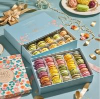 China Custom Logo Food Grade Recyclable Macaron Packaging Box 12 Slot Oblong Gift Box for sale