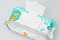 China Water Based Baby Cleansing Wipes Hypoallergenic Rayon Spunlace Latex Free for sale