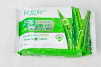 China 0 Bacteria 20 X 14 / 15cm Dry Wet Facial Wipes For Face Fragrance Alcohol Bleach Paraben Free for sale