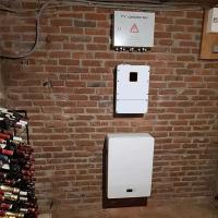 China Home Solar Inverter 48V 8kw Hybrid Single Phase Off Grid Inverter Grid Tie Invreter for sale