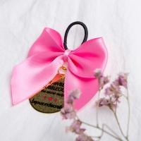 China Custom Solid Perfume Bottle Packaging with Elastic Loop and Customized Pattern Design for sale