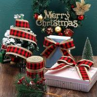 China Christmas Occasion 63mm Wired Edge Checked Burlap Ribbon Perfect for Wrapping Gifts for sale