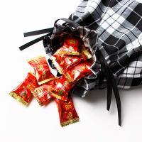 China Christmas Gifts Candy Bag Perfect Bundle with 6 Color Print Method in White and Black for sale