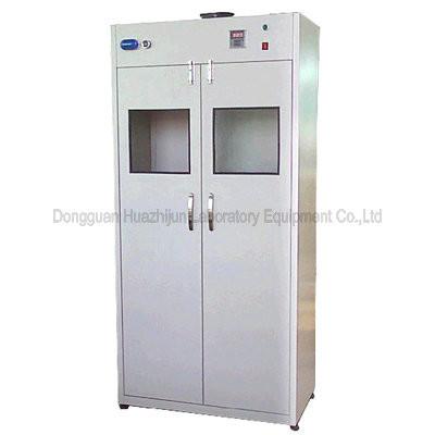 China Metal Handle Laboratory Storage Cabinets Three Linkage Lock 1mm Cold Rolled Material for sale