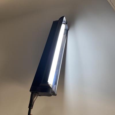 China 24W HO T5 UVB Reptile Light Fixture With 10.0 UVB Bulb For Optimal Reptile Health for sale