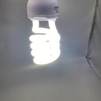 China OEM Desert CFL UVB Lamp Fluorescent Uv Lamp For Reptiles White for sale