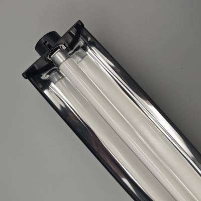 China 8W T5 10.0 UVB Bracket Light Reptile UVB Light Kit Aluminum 6000H Lifespan for sale