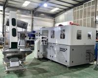 China 2 Cavity PET Bottle Blow Molding Machine 2000BPH For 0.1 - 2L for sale