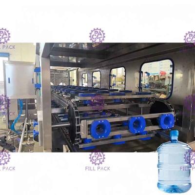 China QGF-450 Industrial 5 Gallon Water Filling Machine with 450 Barrel/Hour Capacity and 3.5KW Motor Power for sale