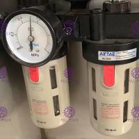 China Stainless Steel CSD Bottle Filling Machine with Automatic Capping - 3000-4000 bph Capacity for 0.3-2L PET Bottles for sale