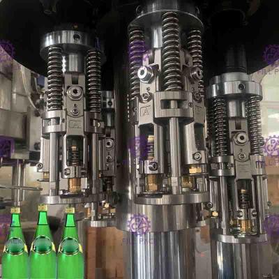China PLC Controlled Non-Gas Liquid Bottle Filling Machine 7.5kW 10000 B/H Capacity 3200×2580×2000mm for sale