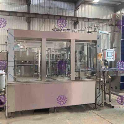 China RCGF32-32-12 Bottled Juice Filling Line with 12,000-15,000 BPH Capacity and ±1% Filling Precision for sale