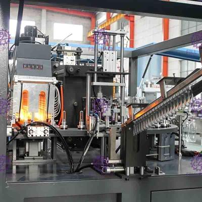China Two Cavity 0.1-2L PET Bottle Blowing Machine | 2000-2500 BPH Capacity | 18kW Power for sale
