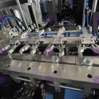 China 4 Cavity PET Bottle Blowing Machine 4000BPH Automatic Blow Molder 380V for sale